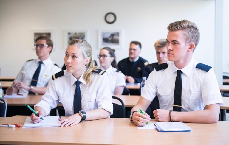 DLR pilot test preparation - DLR Test